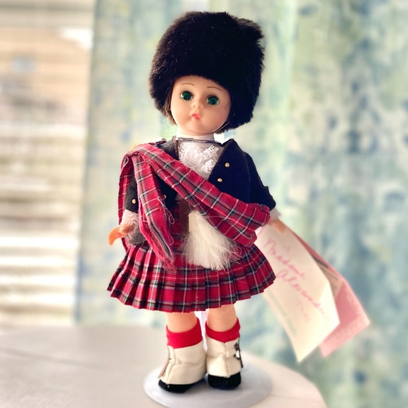 Madame Alexander | Toys | Vintage Madam Alexander Scotland Boy Doll ...